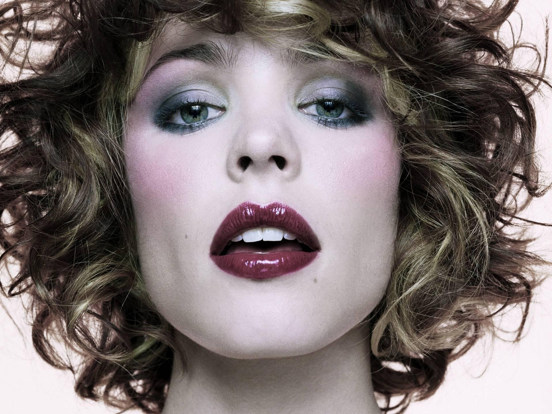 Rachel Blakley's Instagram, Twitter & Facebook on IDCrawl